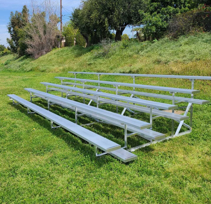 Aluminum Bleachers — California Bleachers