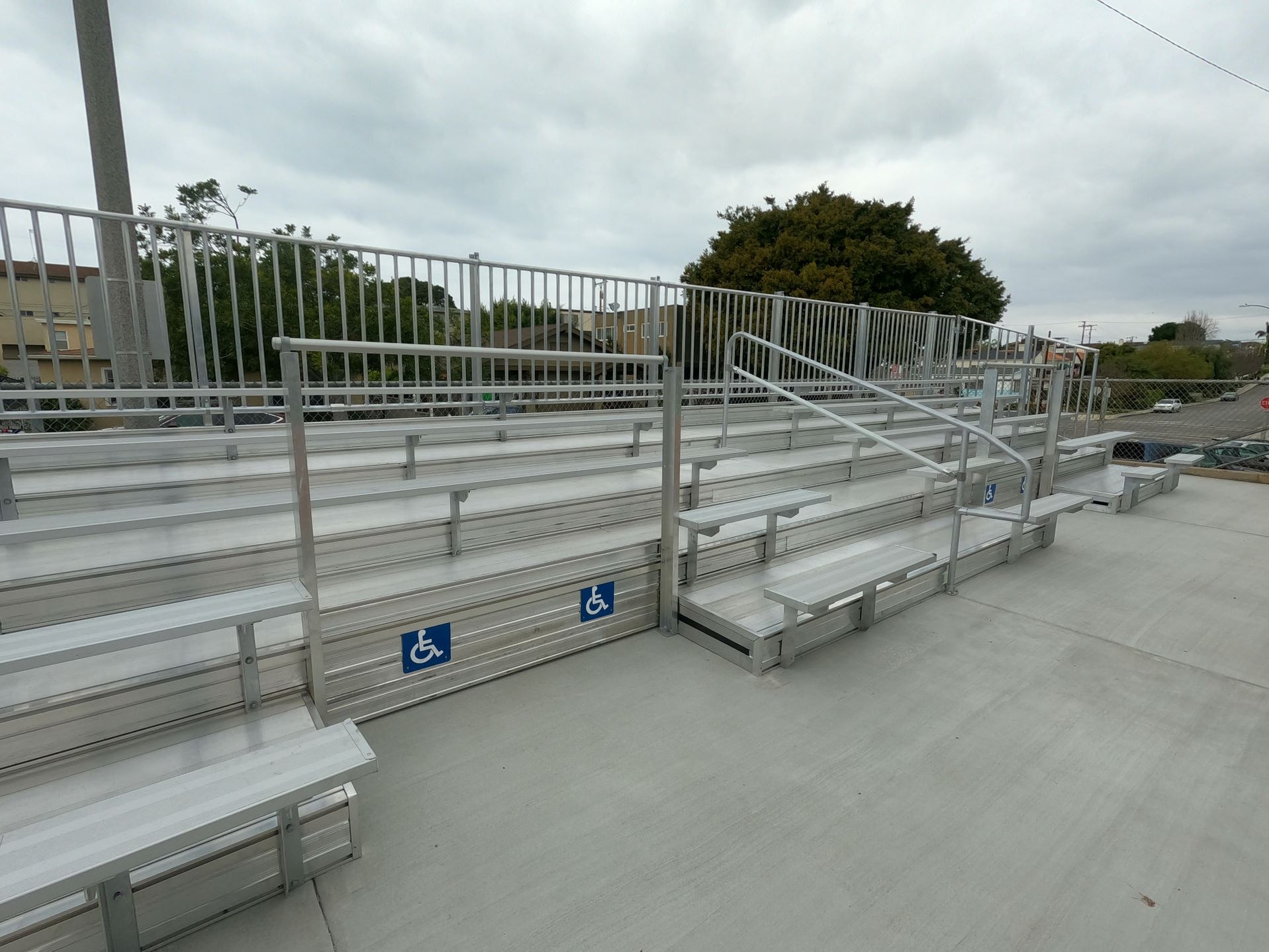 Custom Bleacher I-Beam Grandstand Manufacturer | California Bleachers